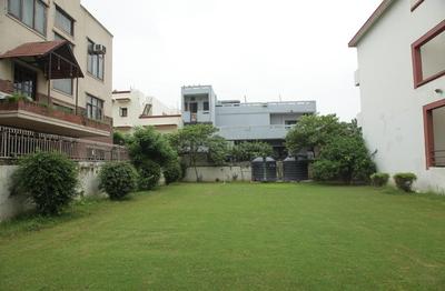 PG in DLF Phase 3, Gurgaon | Paying Guest Accommodation & Co-Living ...