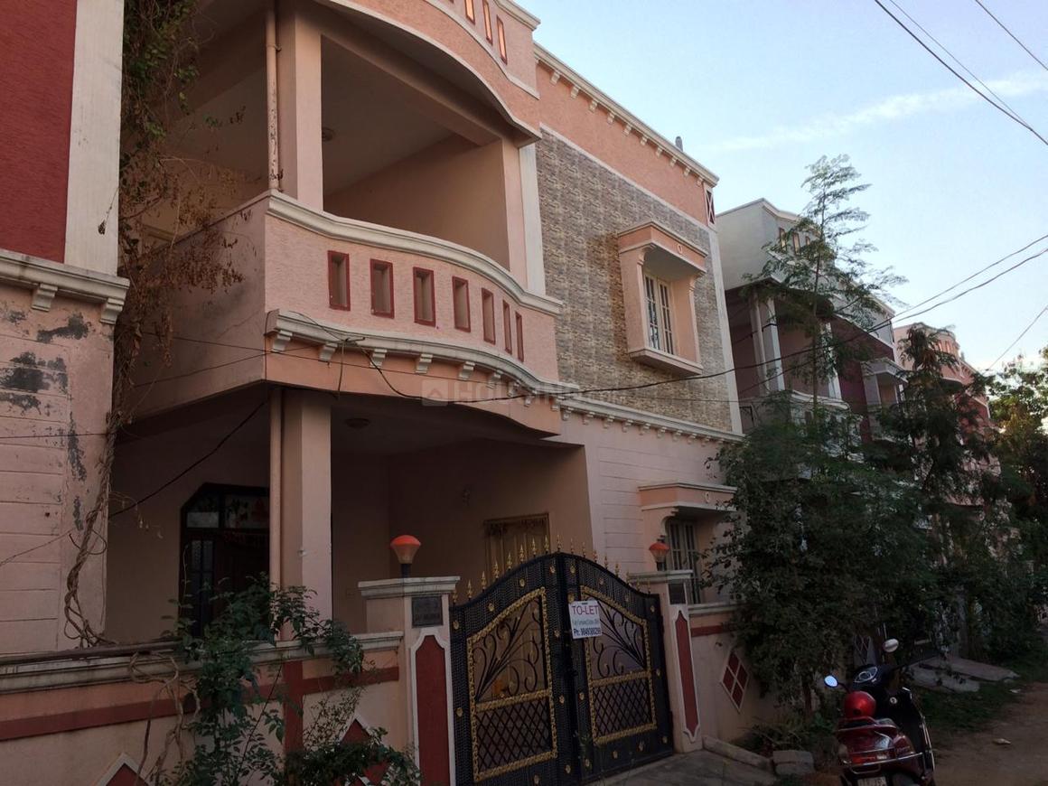 Venkatesh House In Manikonda Pictures