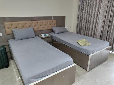 Girls PG in Gurgaon, Haryana | Girls Accommodation & Co-Living Space in ...