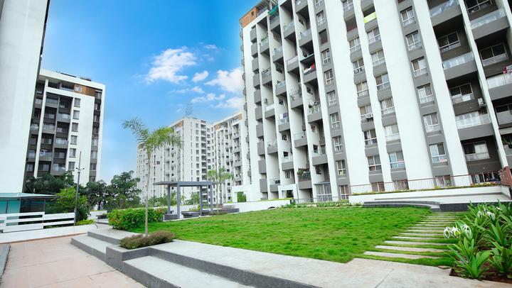 Kolte Patil Little Earth Kiwale Building C10 And C11 in Kiwale, Pune ...